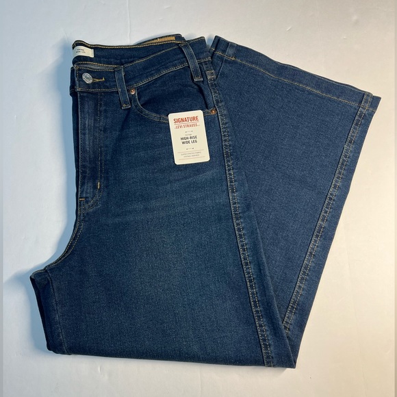 Signature by Levi Strauss | Jeans | Signature Levi Strauss High Rise ...